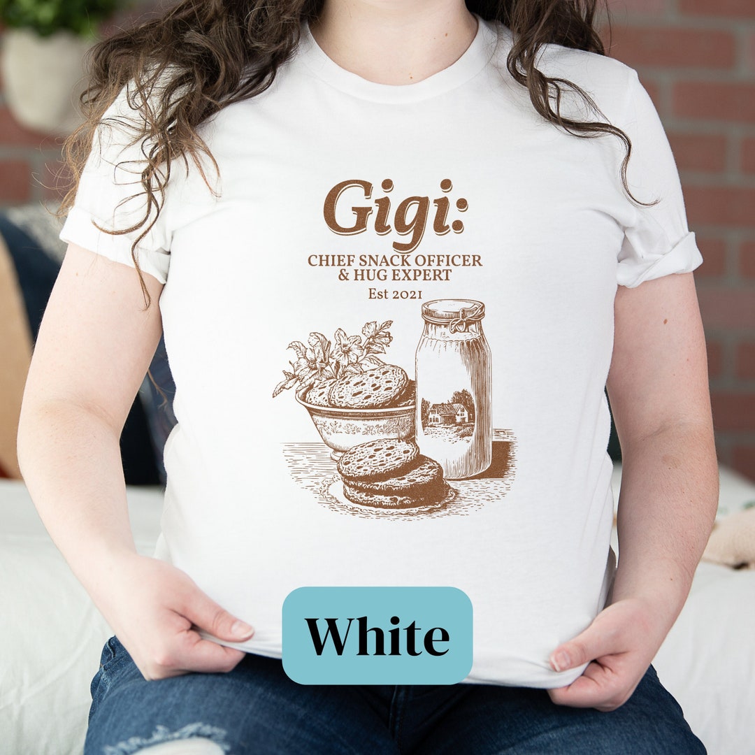 Personalized Gigi Tshirt, Custom Gigi Chief Snack Officer Shirt, Gift ...