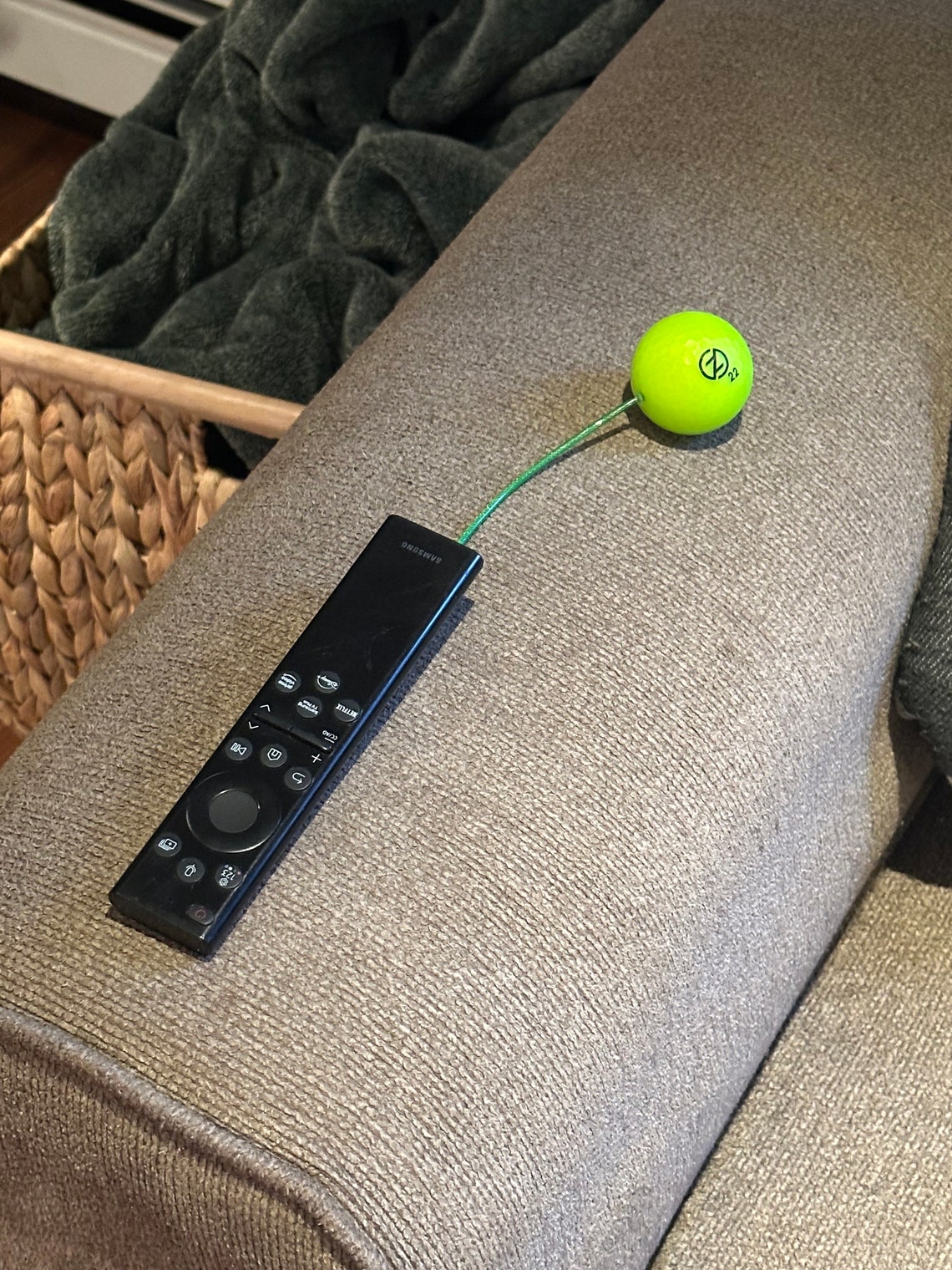 The Remote Float Helps Keep Track of Your TV Remote by Preventing It ...