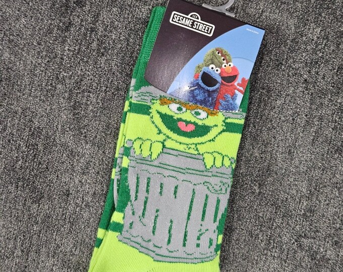 Sesame Street Oscar the Grouch Socks Novelty Crew Socks Size 10-13 1 ...