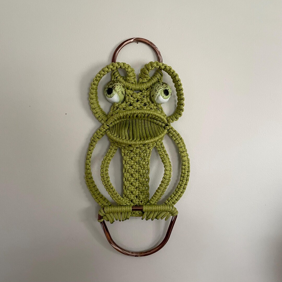 Vintage Mid Century Modern Avocado Green Macrame Frog Toad Towel Holder, Wall Hanging 22 - Etsy