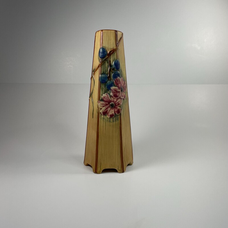 Wells Pottery - Etsy