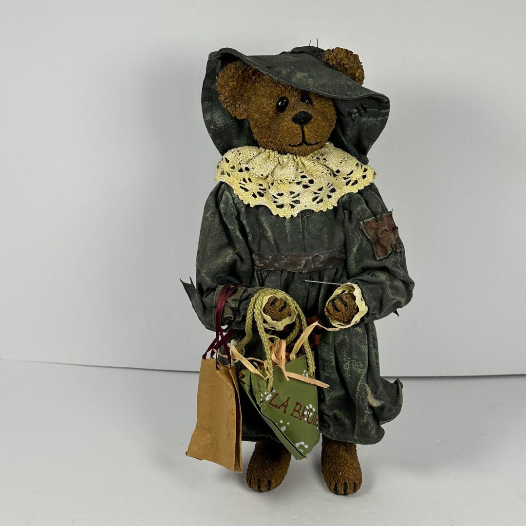 Charming Scarecrow Bear With Shopping Bags Collectible Figurine ...