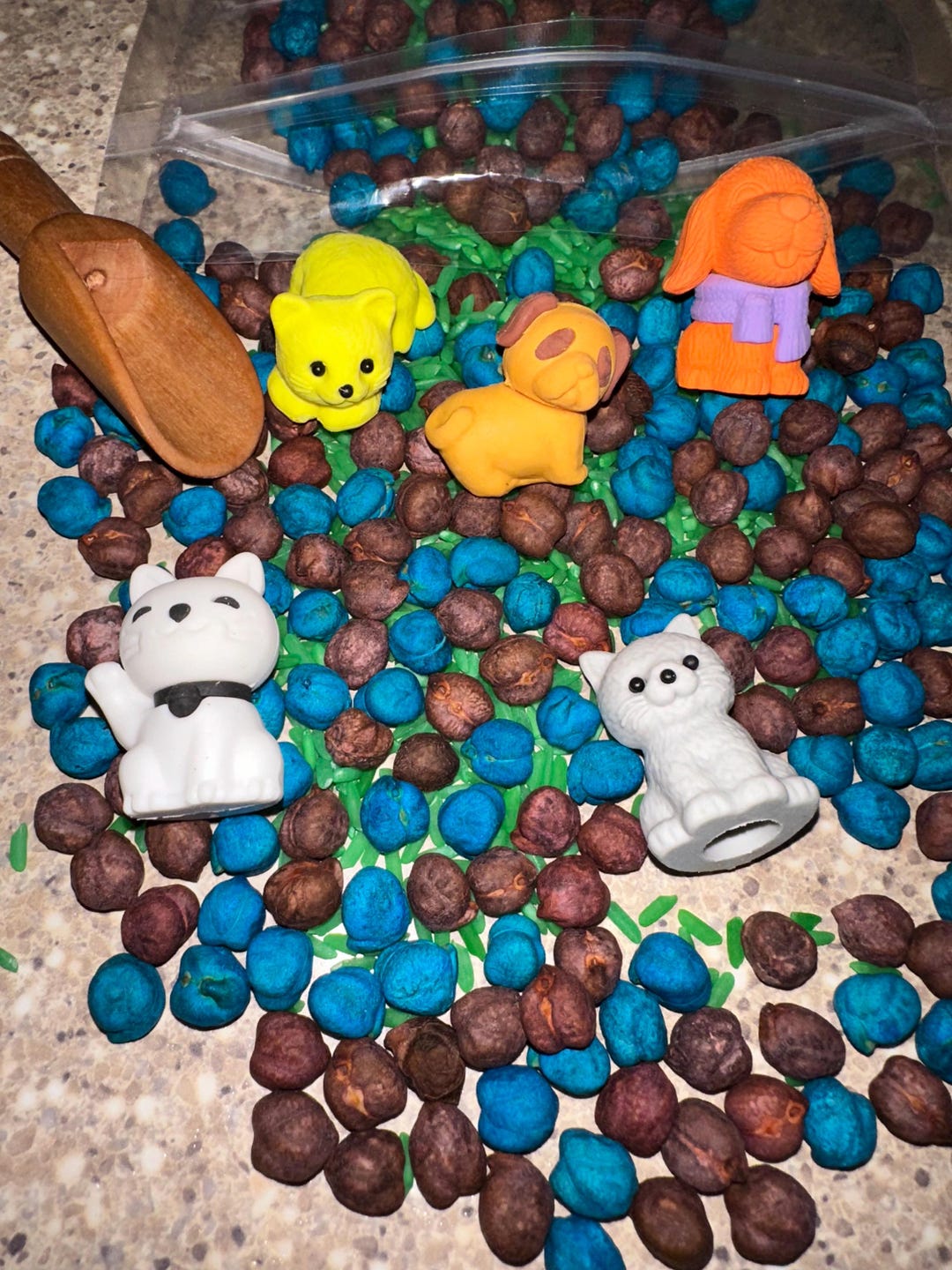 Dog Pour and Play Sensory Bag, Cat Pour and Play Sensory Bag, Pets Pour ...