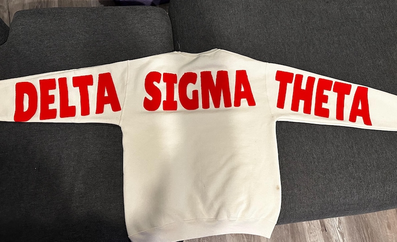 Large Delta Sigma Theta Puff Shirt - Etsy