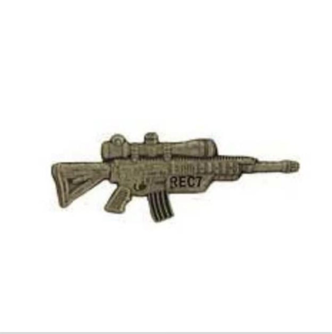 Custom Made Gothic Lapel Pins Rifle Barrett REC7 Compact Vintage Gift ...