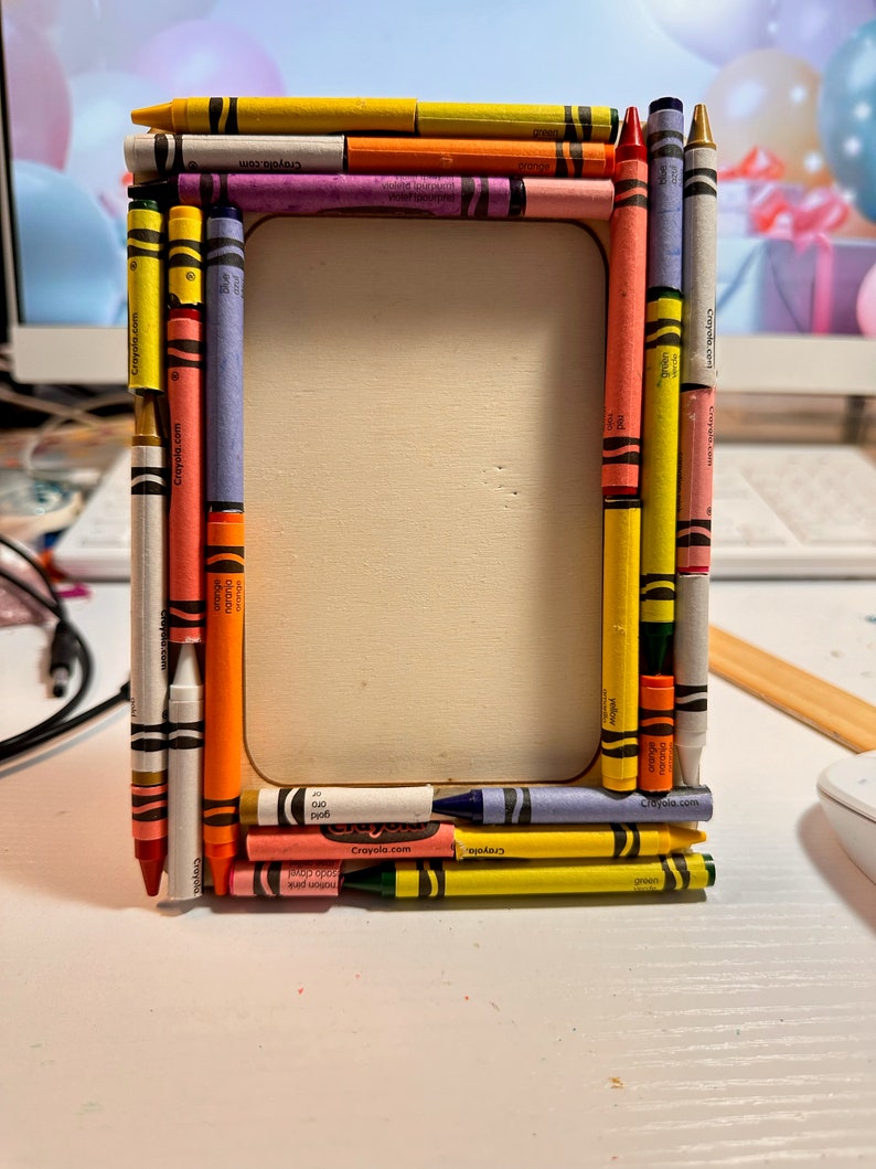 Crayons Photo Frame, Photo Frames of Rainbow Crayons, Teacher ...