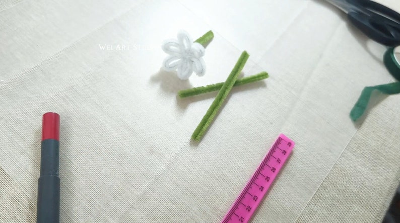 Pipe Cleaners DAISY Tutorial, Evelasting Flowers, Handmade Daisies ...