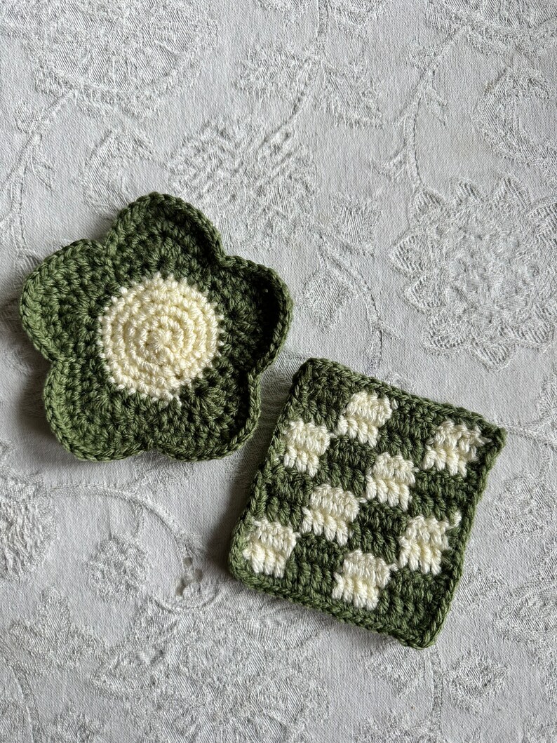 Crochet Daisy and Checkerboard Set. - Etsy