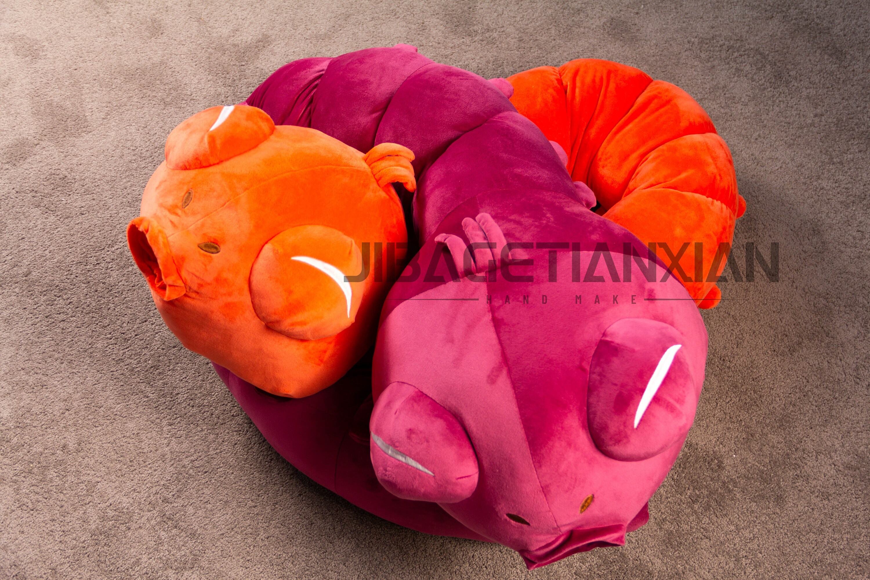 Customized Worm&weapon Cosplay, Anime Pillow,fandom Charm Art Gift - Etsy