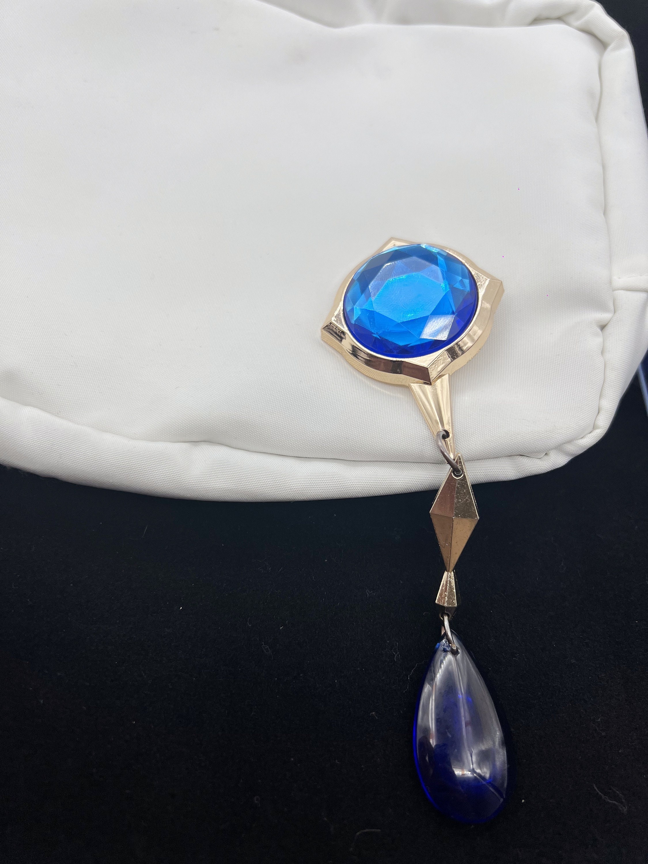 Customizable,genshin Impact Furina Inspired Keychain,brooch,fandom ...