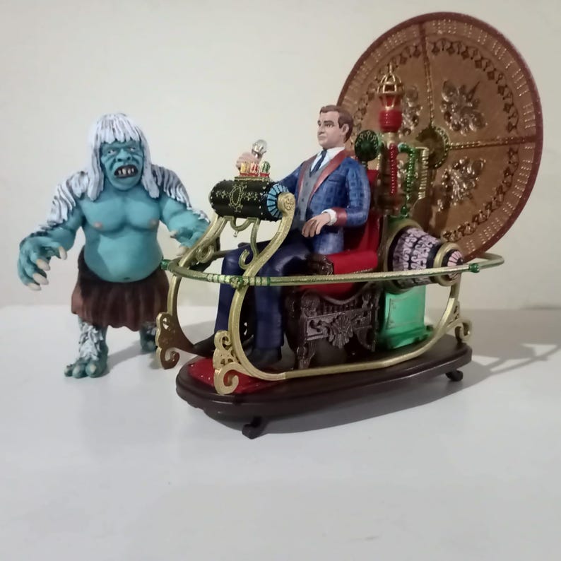 H.G. Wells' the Time Machine + Morlock + George Time Traveler 1/18 ...
