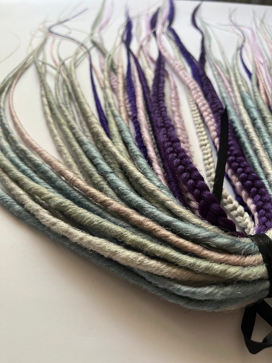 Smooth Dreads and Voluminous Braids Silver Colors, Silky Dreads and ...