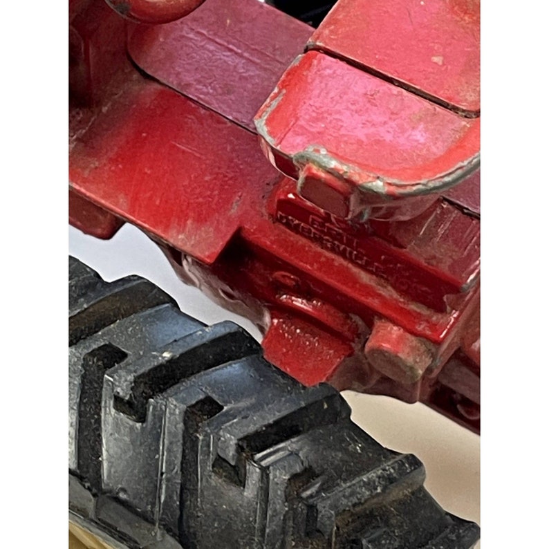 Vintage ERTL International Red Tractor Toy Harvester 1/16 Scale Diecast ...