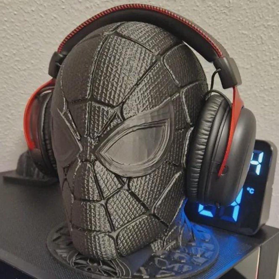Superhero Headphone Stand – 3D Printed Headset Holder for Gaming Desk ...