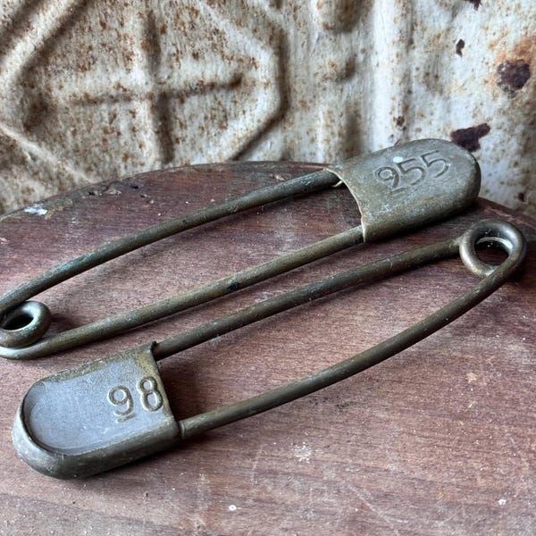 Vintage Safety Pin - Etsy