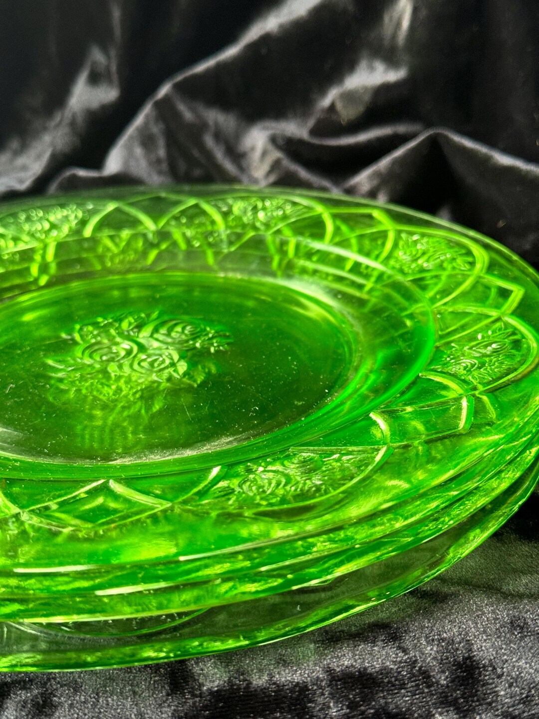 Uranium Plates Antique Uranium Plates Glowing Glass Plates Collectible ...