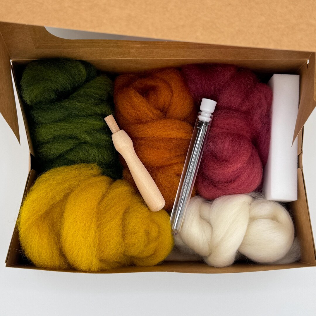 Needle Felting Kit - With 4 Fall Themed Colors and 0.5 Oz of Undyed ...