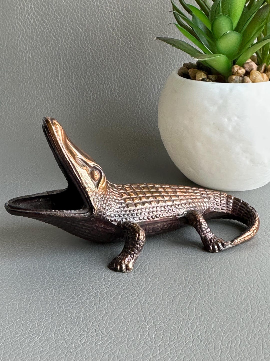 Vintage Metal Copper Crocodile Ashtray Alligator Gecko Japan - Etsy