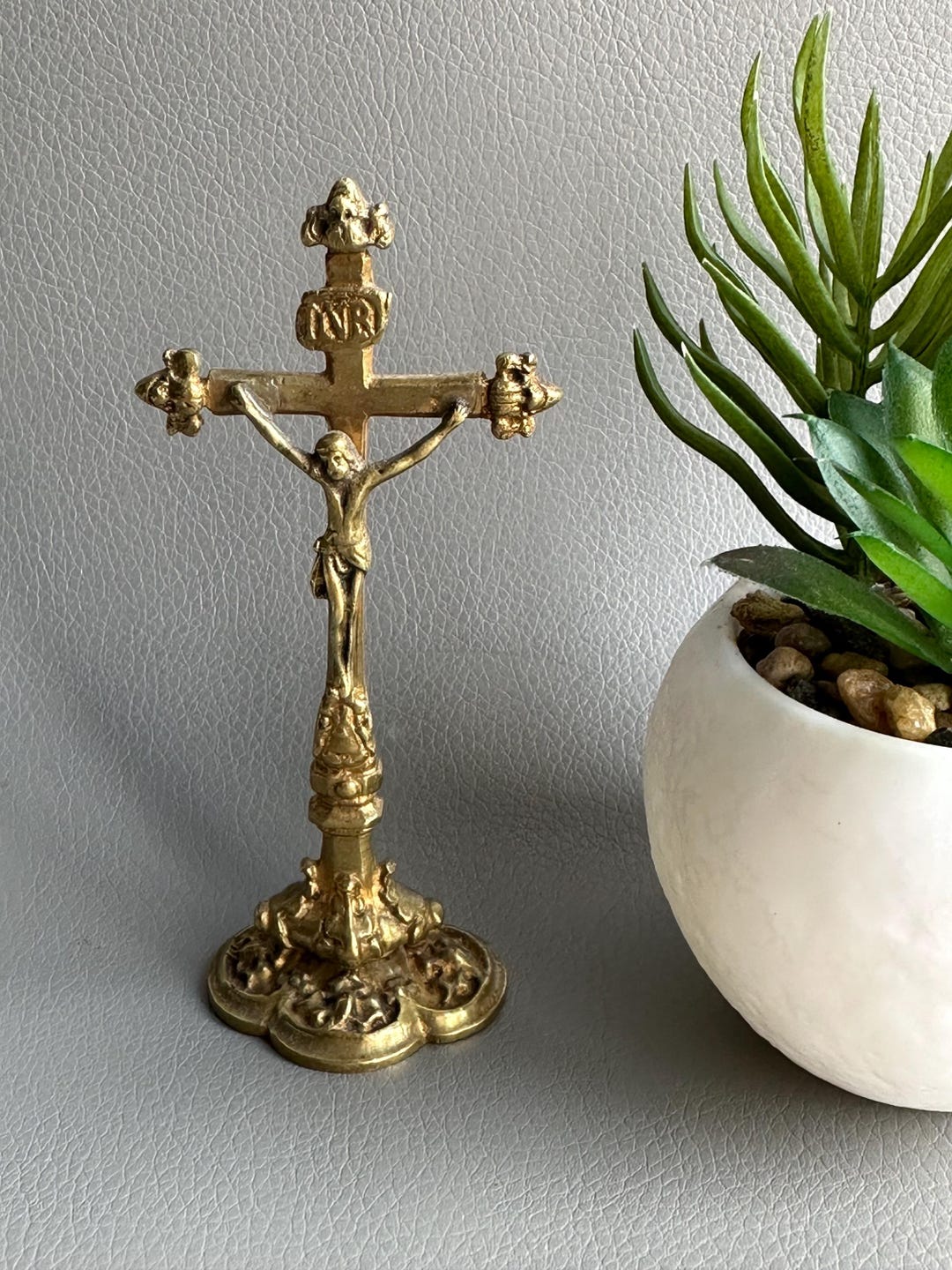 Vintage Catholic Brass Mini Tabletop Crucifix, Altar Crucifix - Etsy