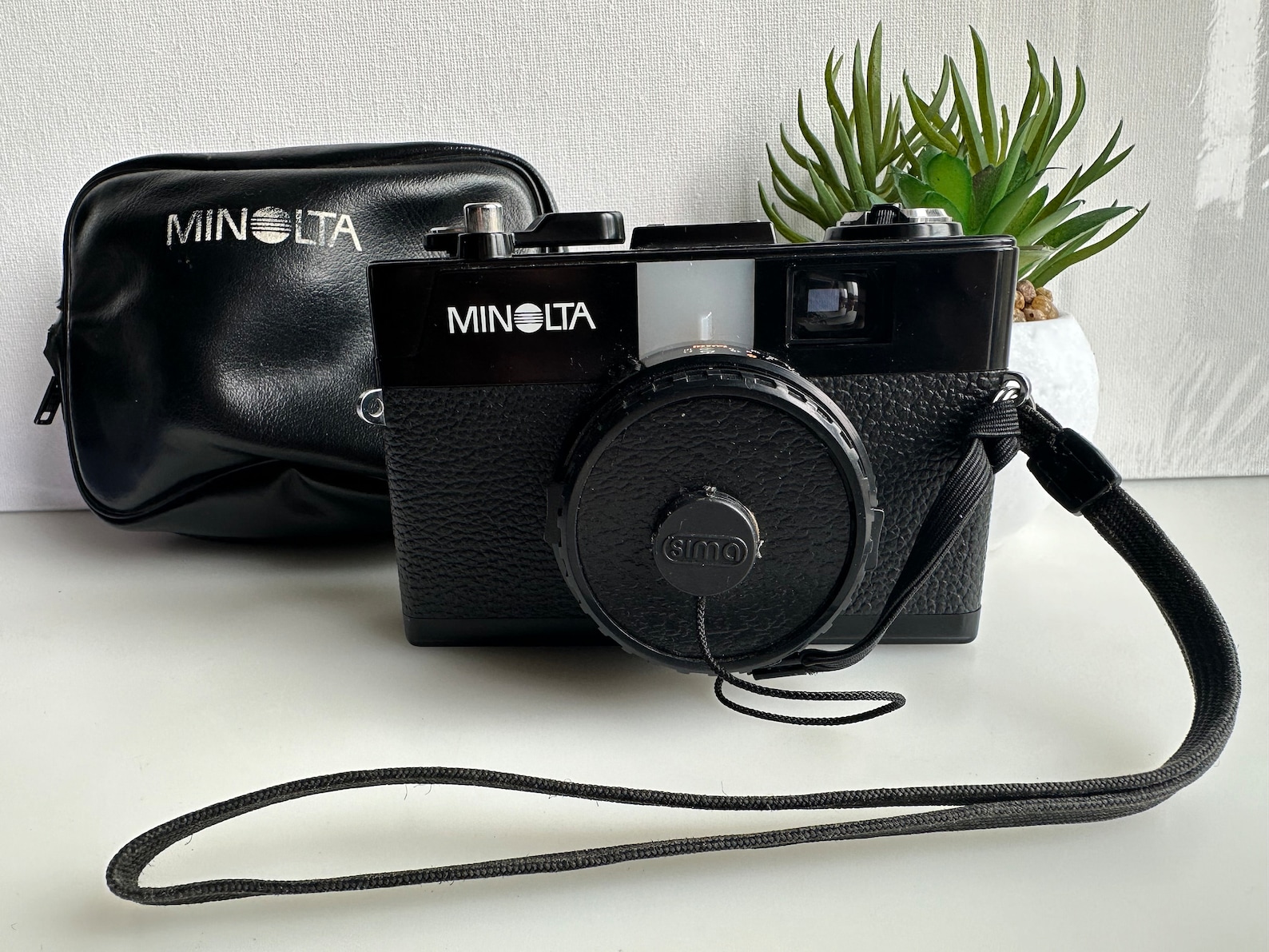 Minolta Hi-matic G2 35mm Film Camera - Etsy