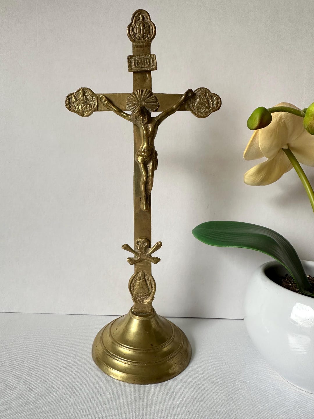 Antique Catholic Brass Tabletop Crucifix, Altar Crucifix, Standing ...