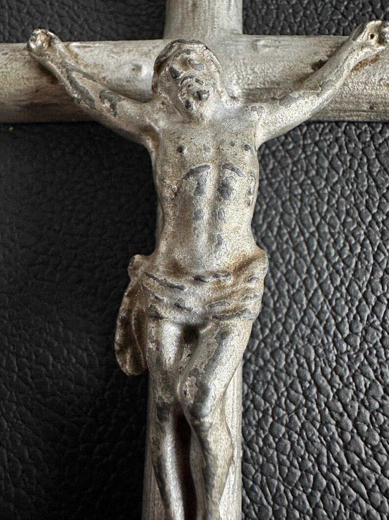 Vintage Catholic Wall Crucifix Depicting the Body of Christ - Etsy