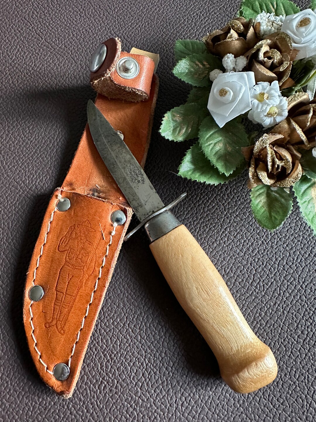 Classic Scout Knife Handmade for Scouts by E. Jonssonom From Mora ...
