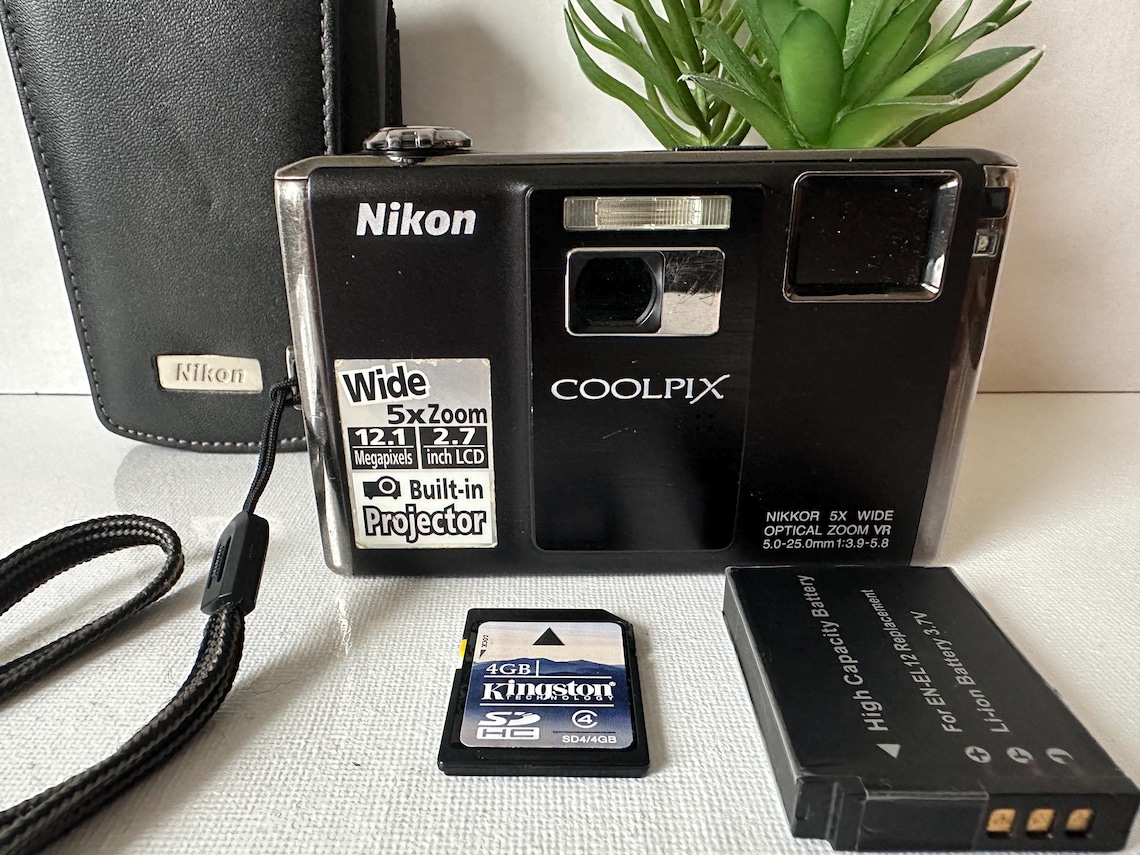 Nikon Coolpix S1000pj 12.1 MP Digital Camera Projector - Etsy
