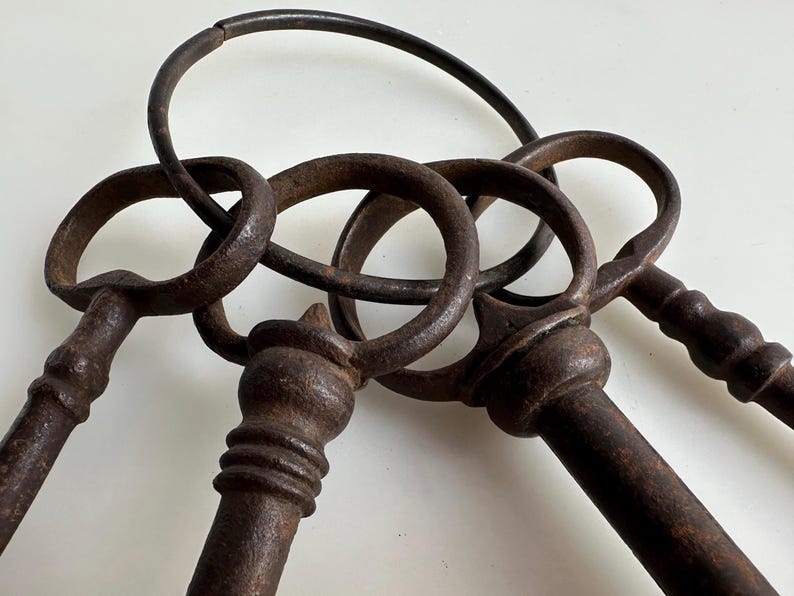Antique Set of Four Keys, Cast Iron Skeleton Key 18th-19th - Etsy