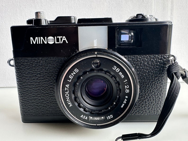 Minolta Hi-matic G2 35mm Film Camera - Etsy