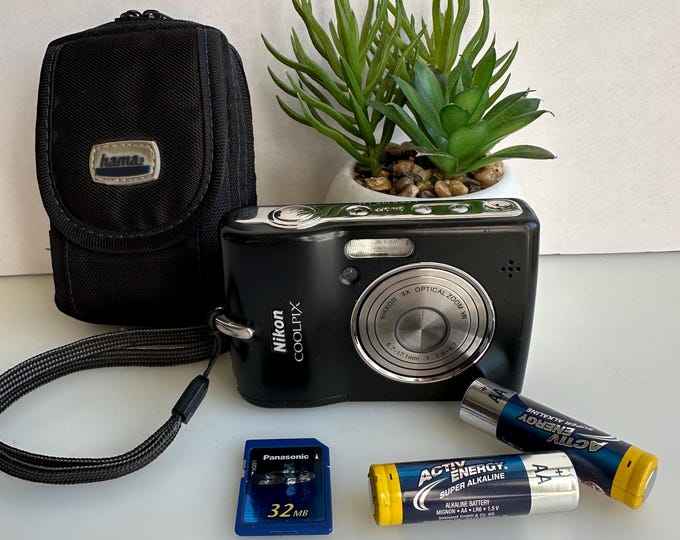 Nikon Coolpix L26 | TESTED Vintage Digital Camera 2000s Y2K Digicam - Etsy