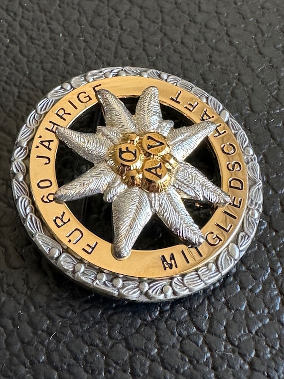 Badge "For 60 years of membership in the Alpine Union" - Gem