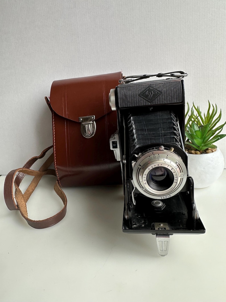 Vintage Agfa Billy I Folding Camera With Agfa Agnar 1:6.2 /105 Mm Lens ...