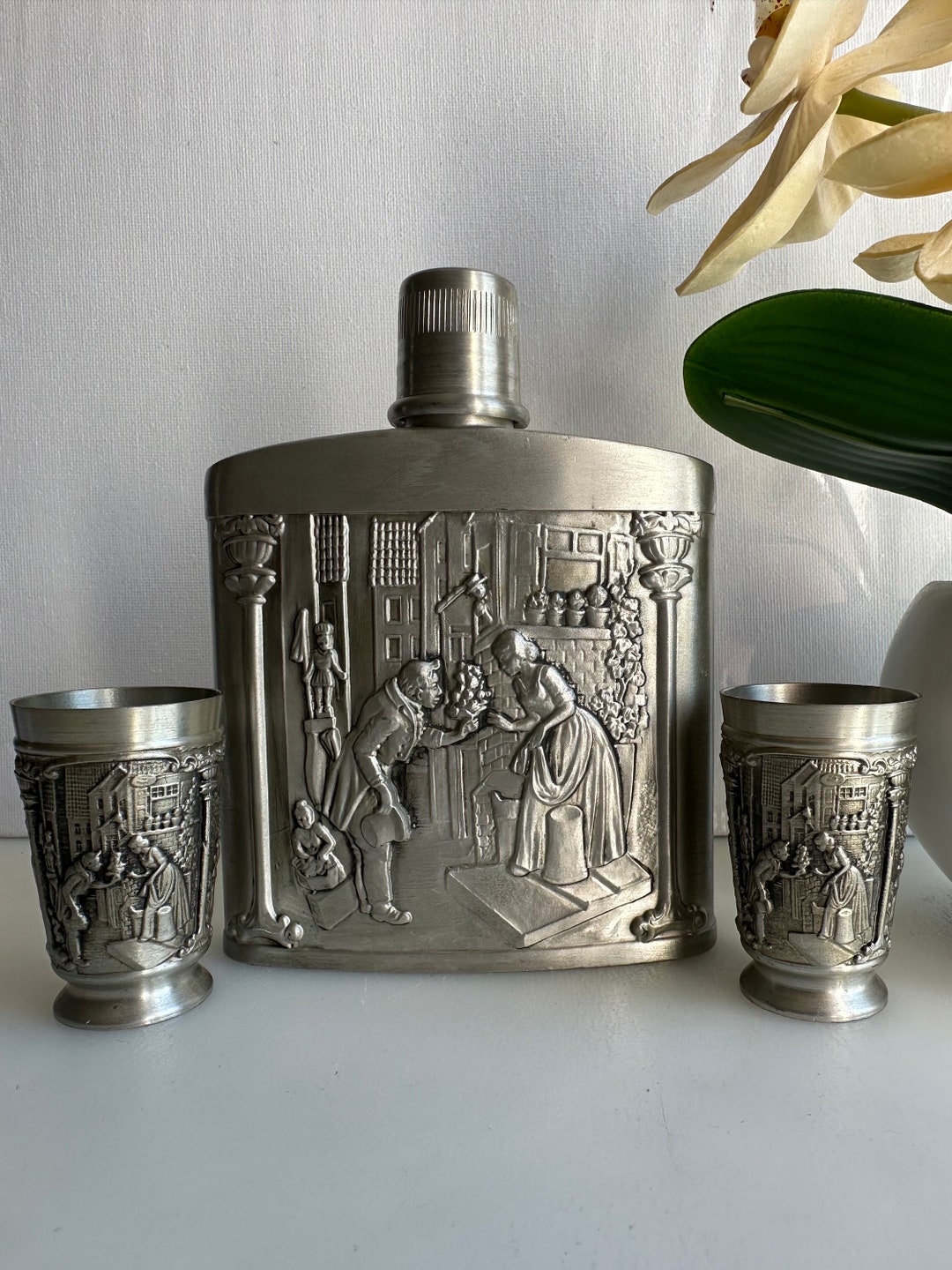Vintage Pocket Tin Flask With Two Glasses "karl Spitzweg", 200 Ml, ZINN ...