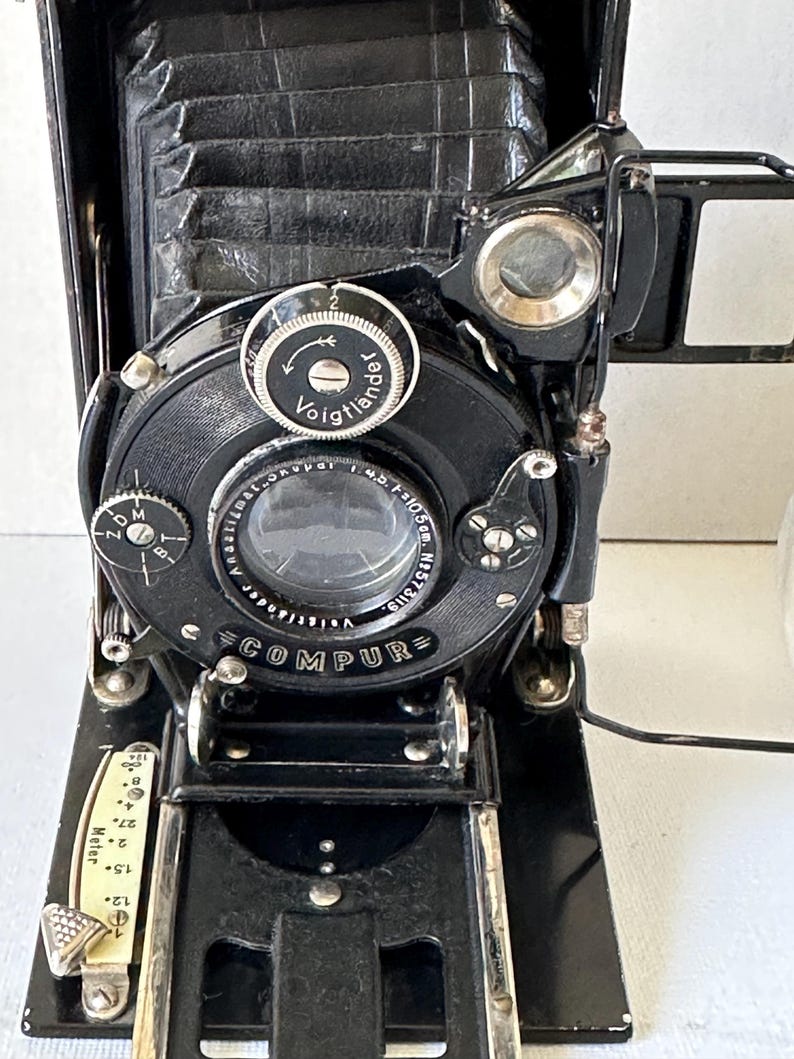 Vintage Folding Camera Voigtländer Compur With Anastigmat Skopar 1:4.5 ...