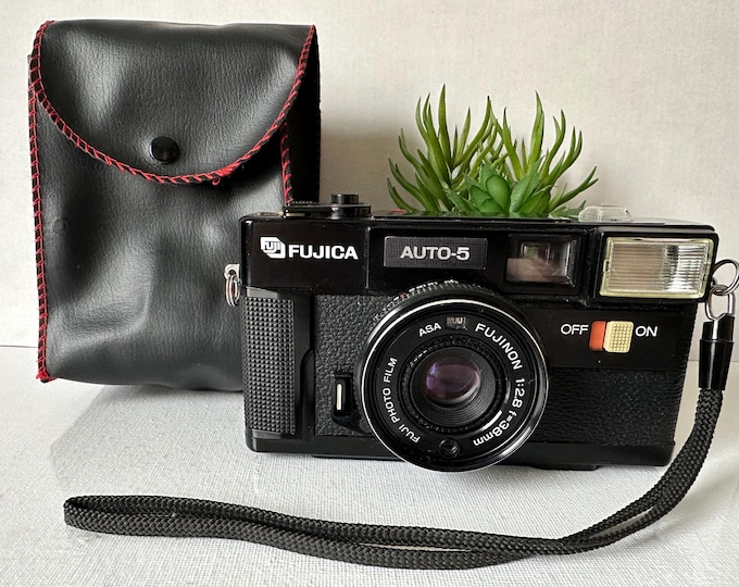 Fujica Auto-5 35mm Point and Shoot Film Camera - Etsy