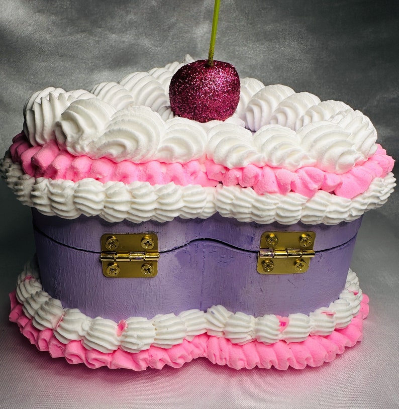 Fake Cake Jewelry Box Vintage Heart Shaped Love Fake Bake Wood Box ...