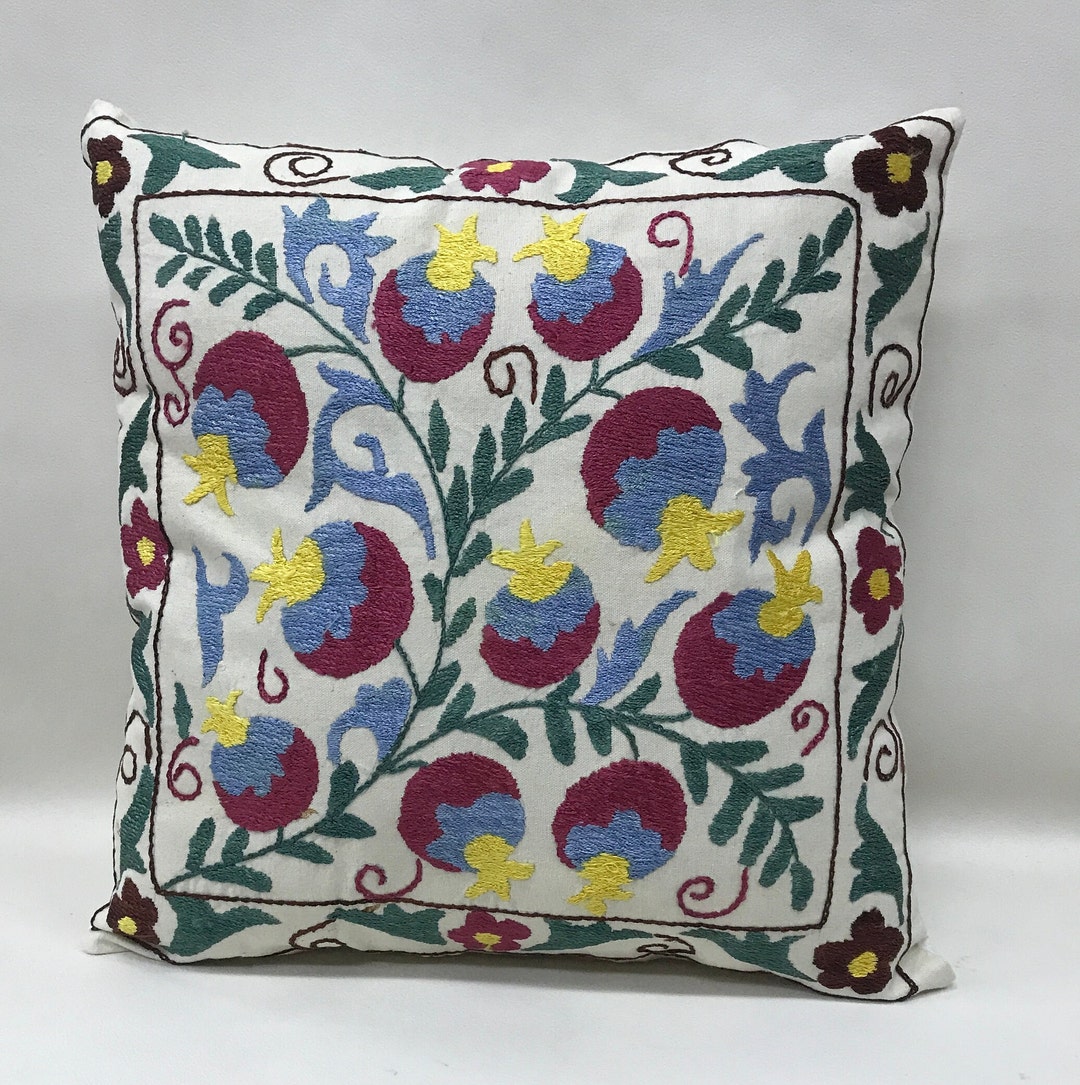 18 X 18 Silk Hand Embroidered Pillow Uzbek Silk Suzani - Etsy