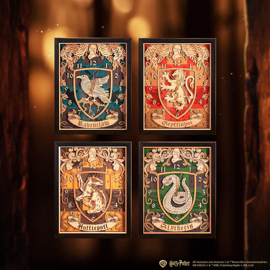 GRYFFINDOR 3D WALL CLOCK, Hogwarts, Harry Potter, Hogwarts Houses ...