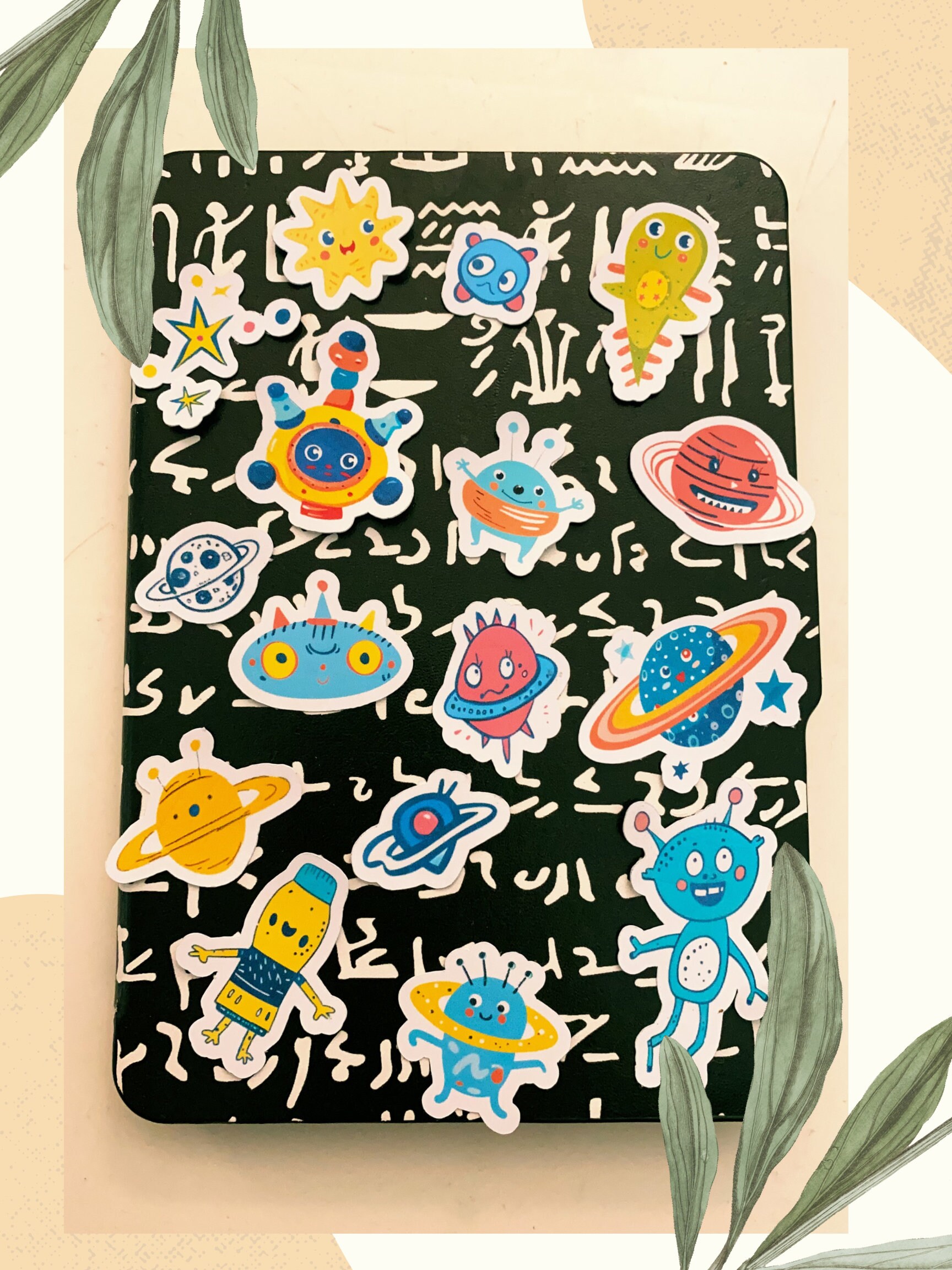 40pcs Cartoon Alien Sticker Pack Vinyl Sticker Waterproof Stickers Graffiti Decoration