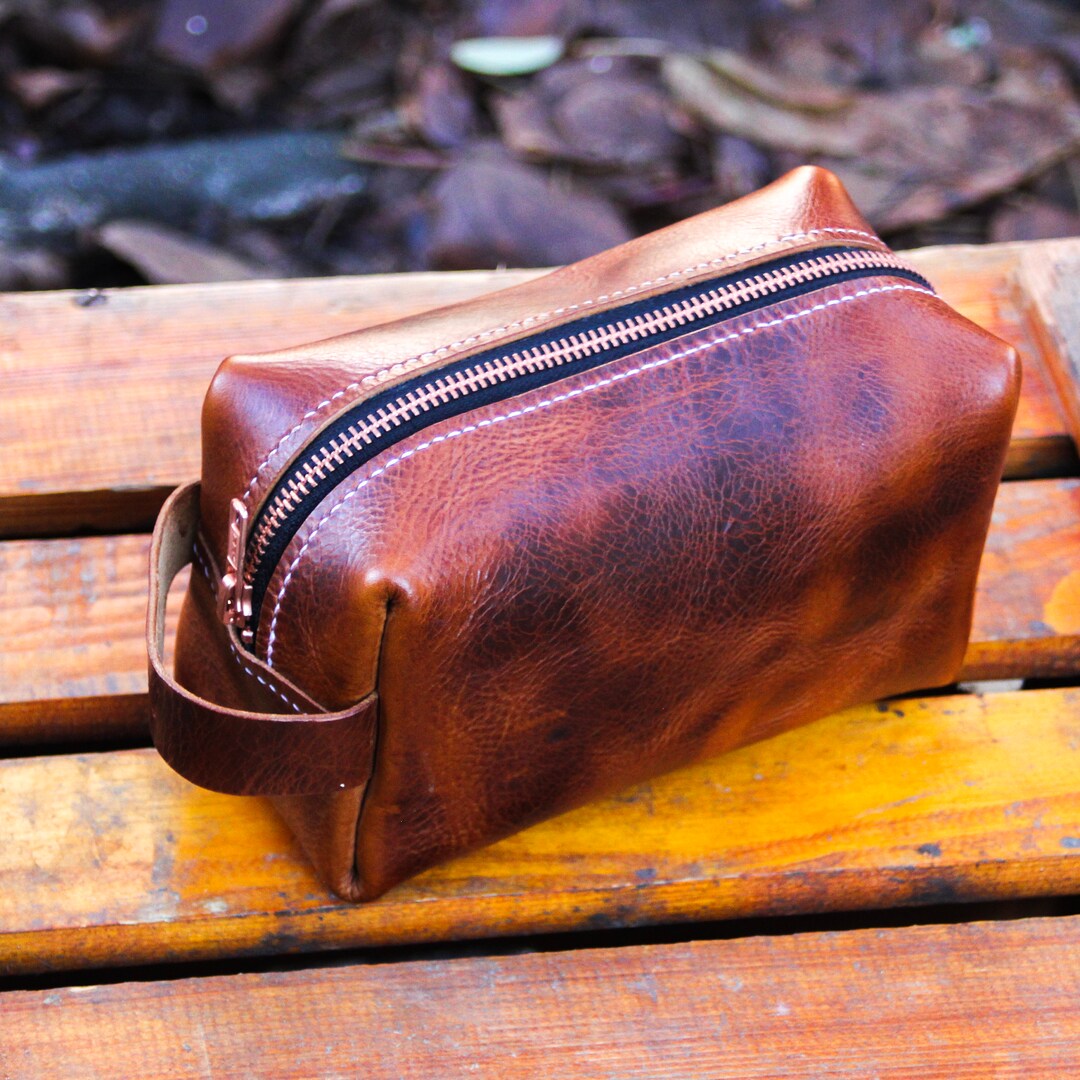 Personalized Full Grain Leather Dopp Kit, Shaving Kit, Cosmetic Bag ...