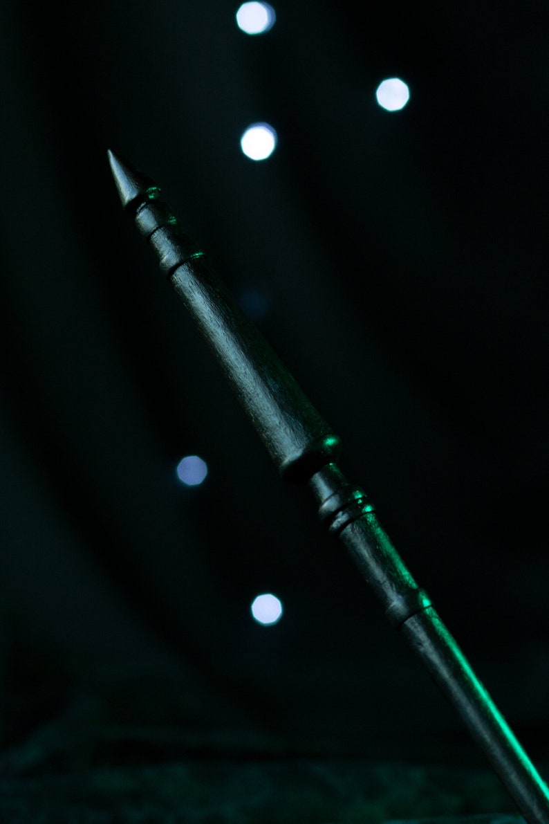 Ominis Gaunt Wand. Wooden Legacy Wand a Magical Gift for True Witches ...