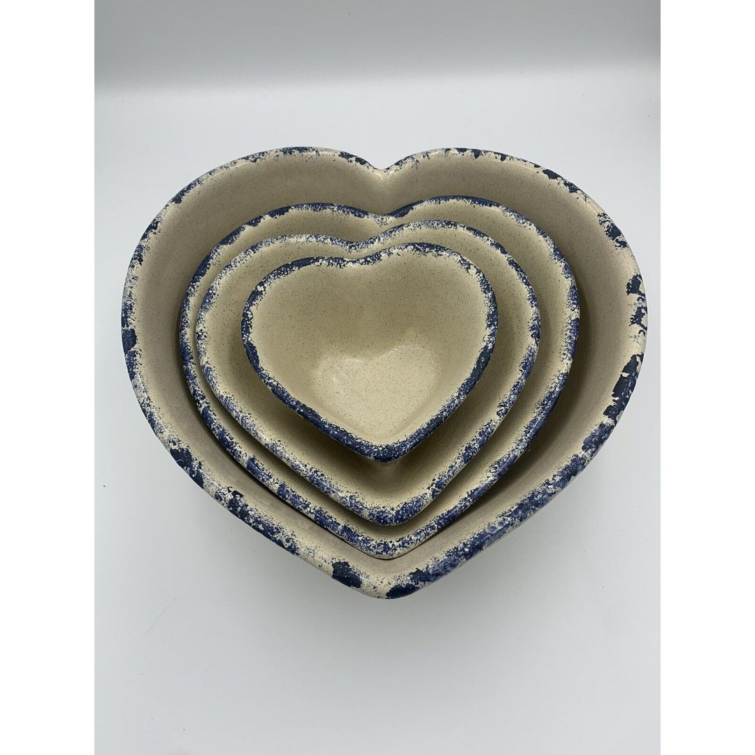 Stoneware Ceramic Nesting Mixing Bowls Heart Shaped Cream Blue Speckled ...