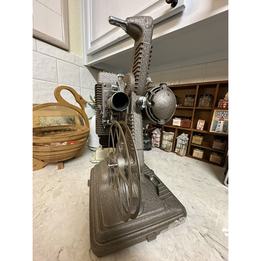 Vintage Mickey Mouse Revere Model 85 8mm Movie Film Projector Case ...