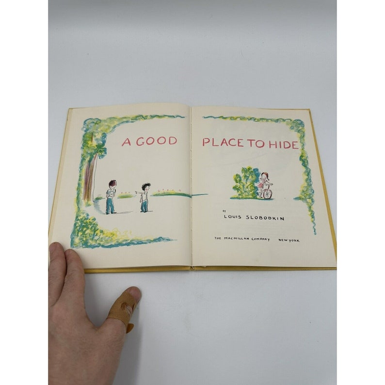A Good Place to Hide Louis Slobodkin 2nd Ed. HC 1962 Vintage Childrens ...