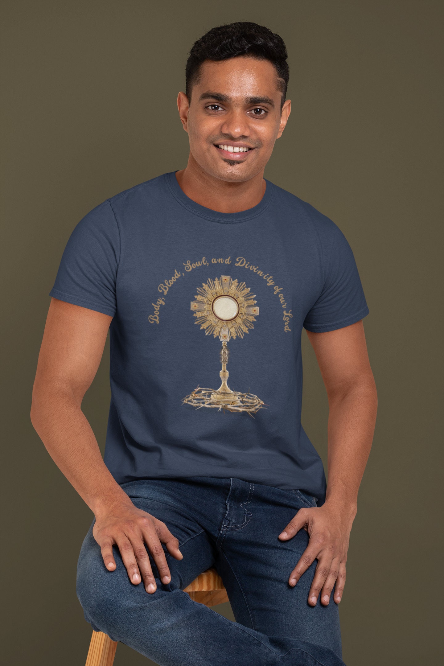 Eucharist T-shirt, Body Blood Soul and Divinity T-shirt, Traditional ...