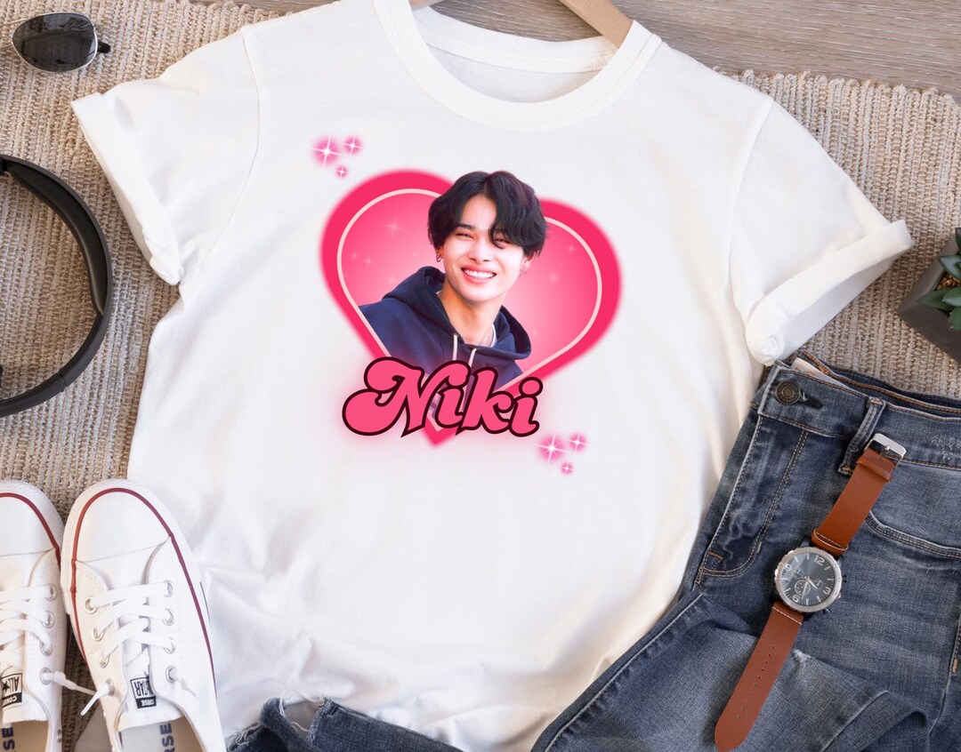 K-pop Niki Heart Tee, Enhypen Graphic Shirt, Unisex Cotton Top, Pink ...