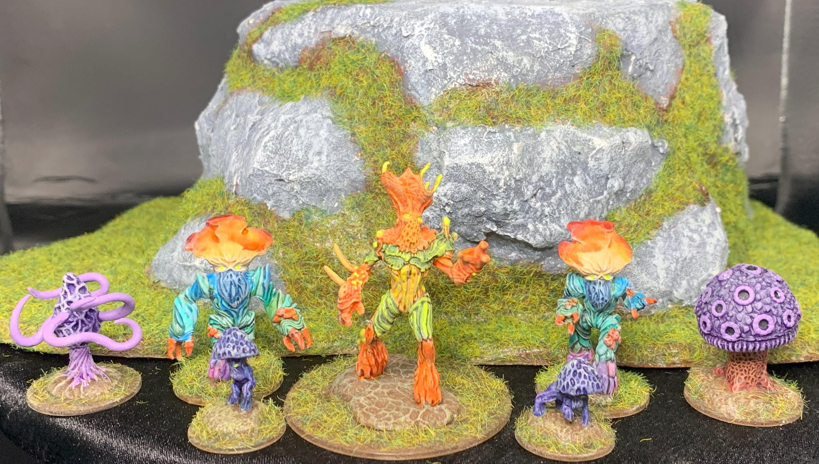 7 Piece Myconid Mini Set - Painted - for Ttrpg's - DND- 2 Myconids, 2 ...