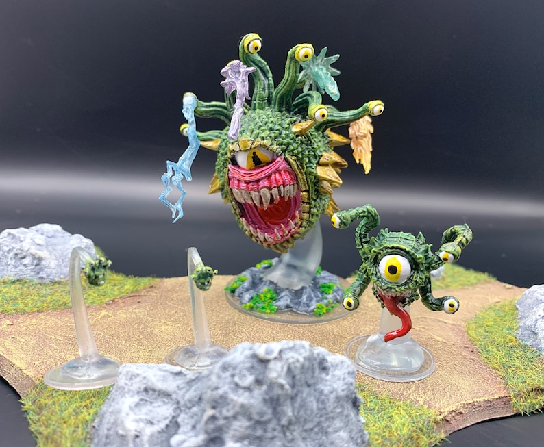 Beholder Miniature With Spectator and Gazer's Bundle Green Beholder ...