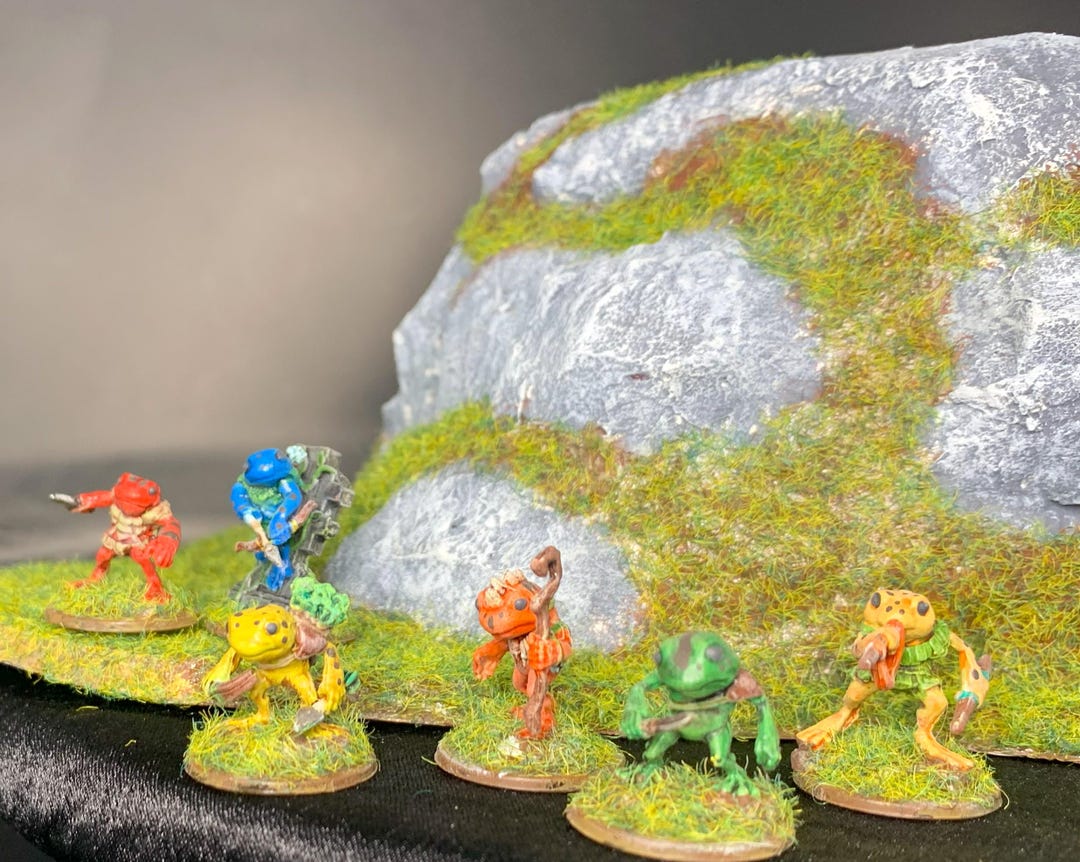 Grung Miniatures Set - Sextet of Grung - Hand Painted - for TTRPG - Etsy